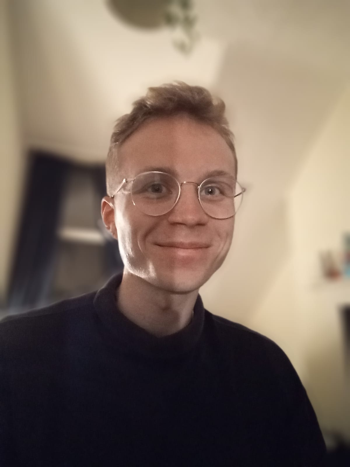Tom Goodyer – Medium