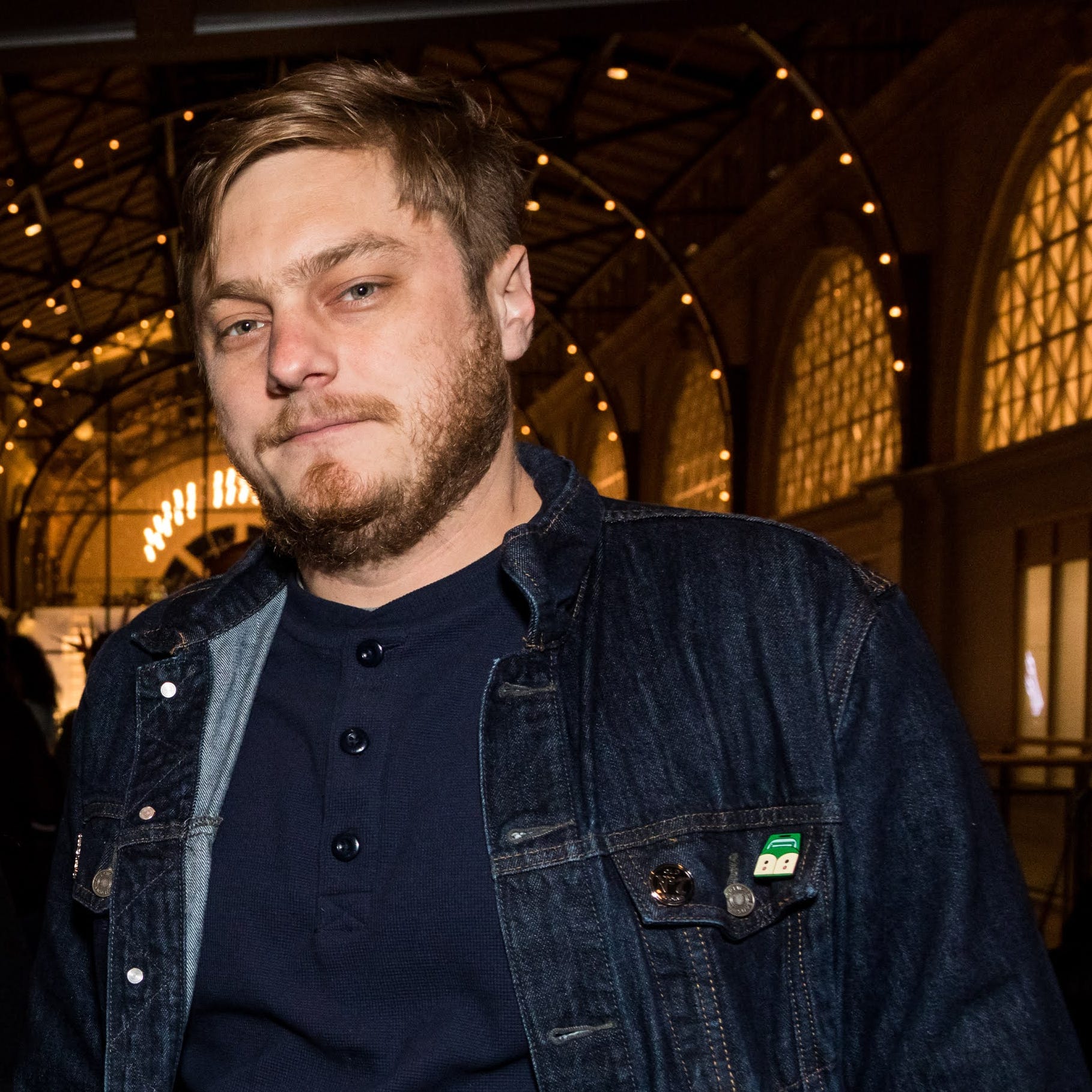 Kurt Nelson – Medium