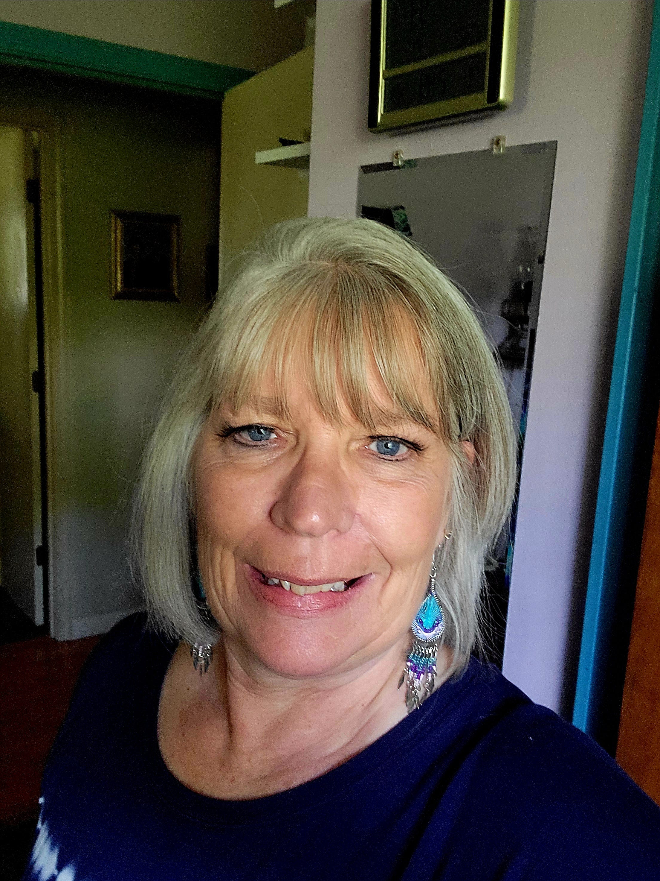 Denise Manning – Medium