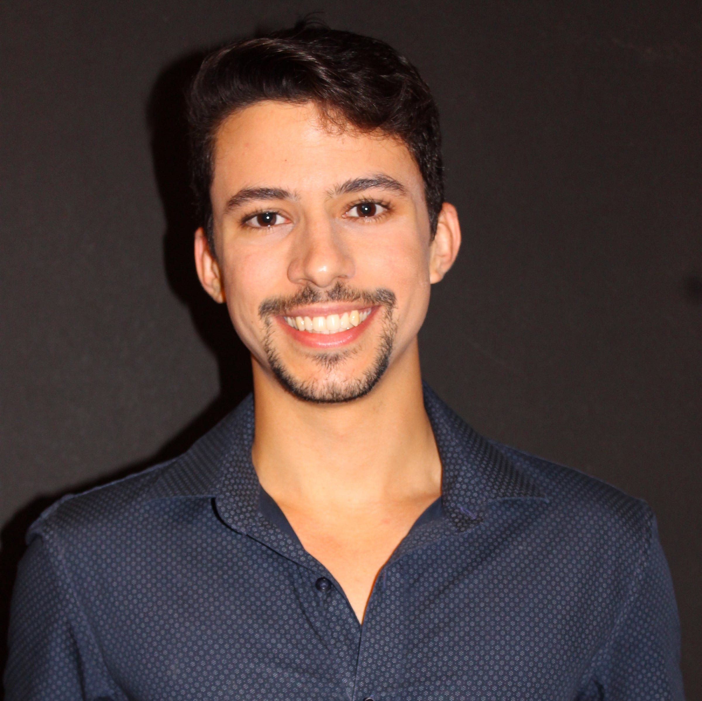 Daniel Arcoverde – Medium