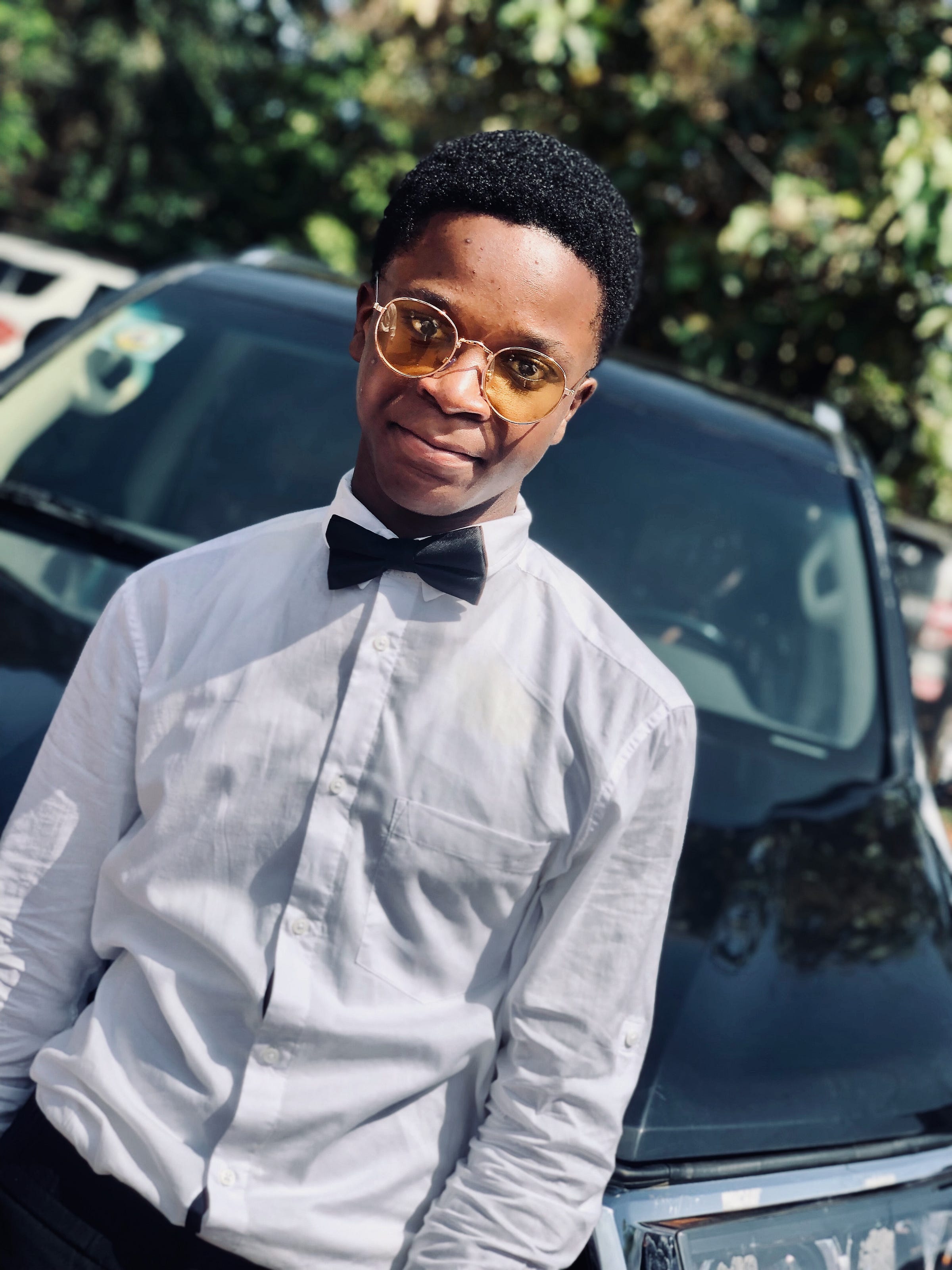 Alexis Cephas – Medium