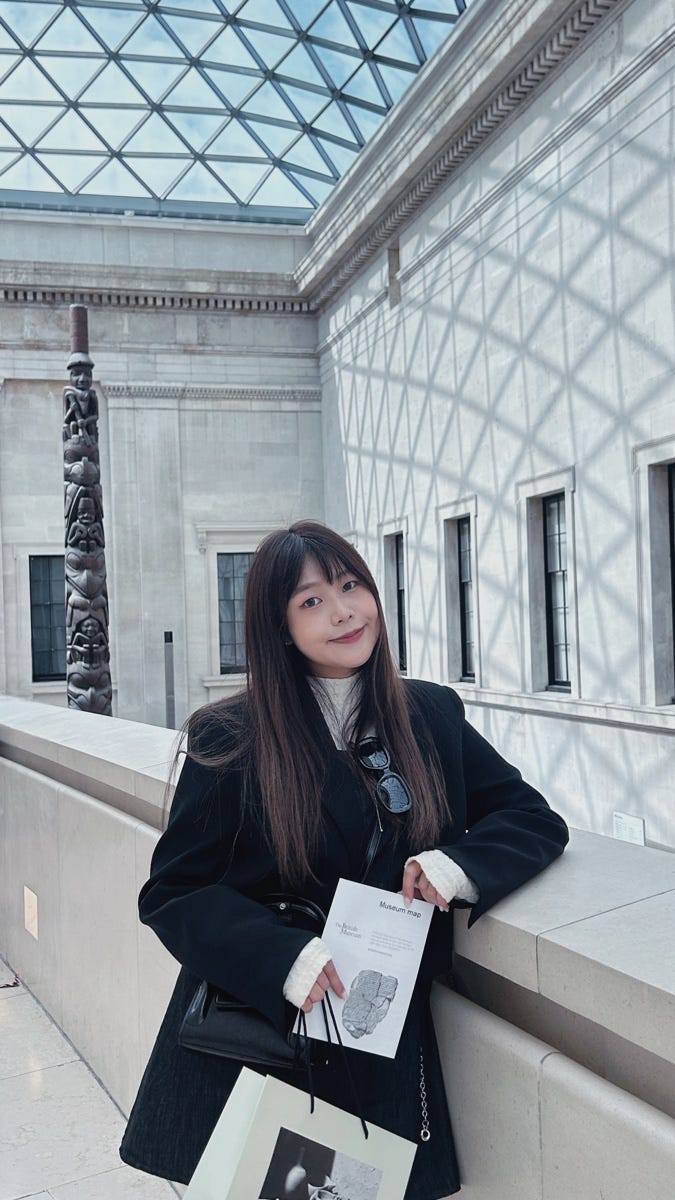 Zoe Hung – Medium