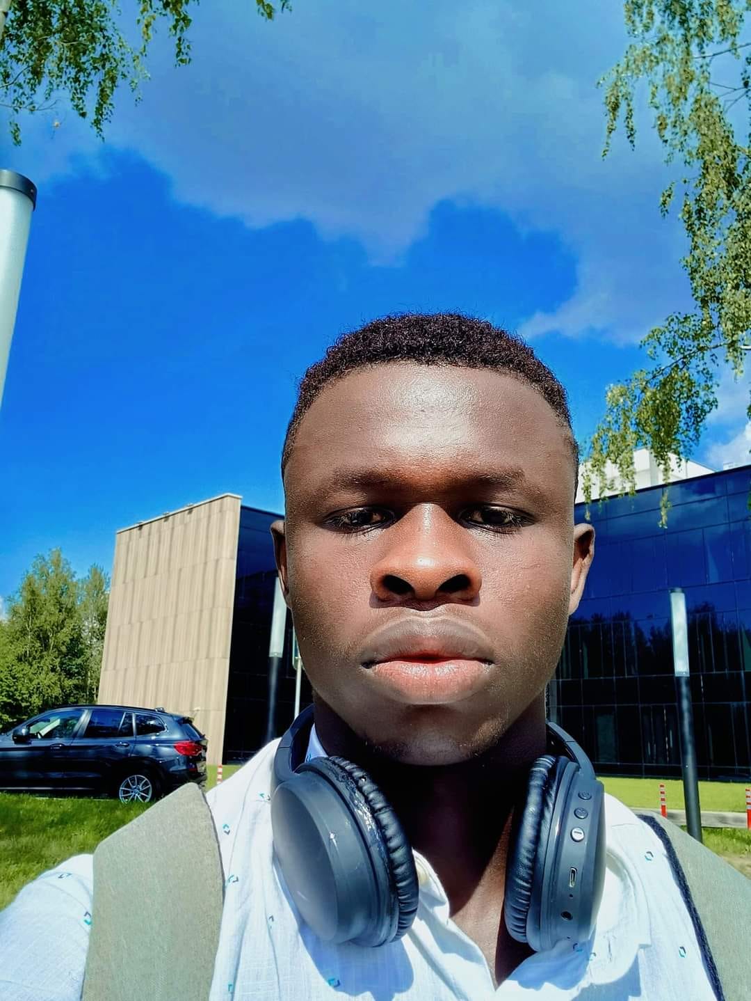 Amoako Stephen – Medium