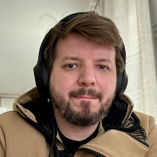 Alex Strelets – Medium