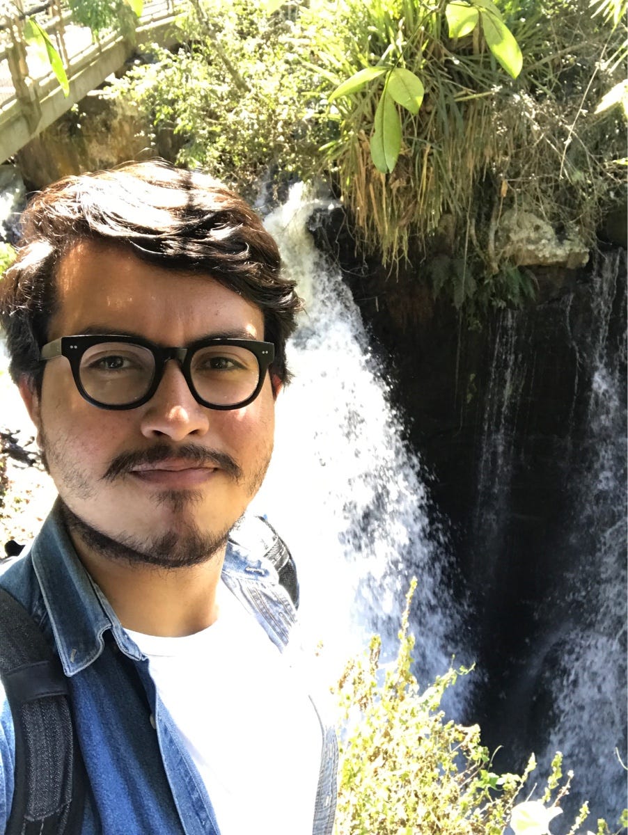 Roberto Magaña – Medium