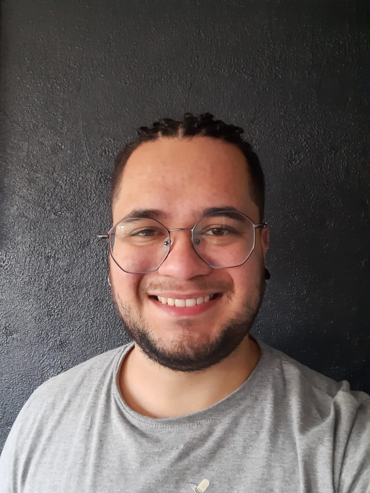 Gregory Froehlich – Medium