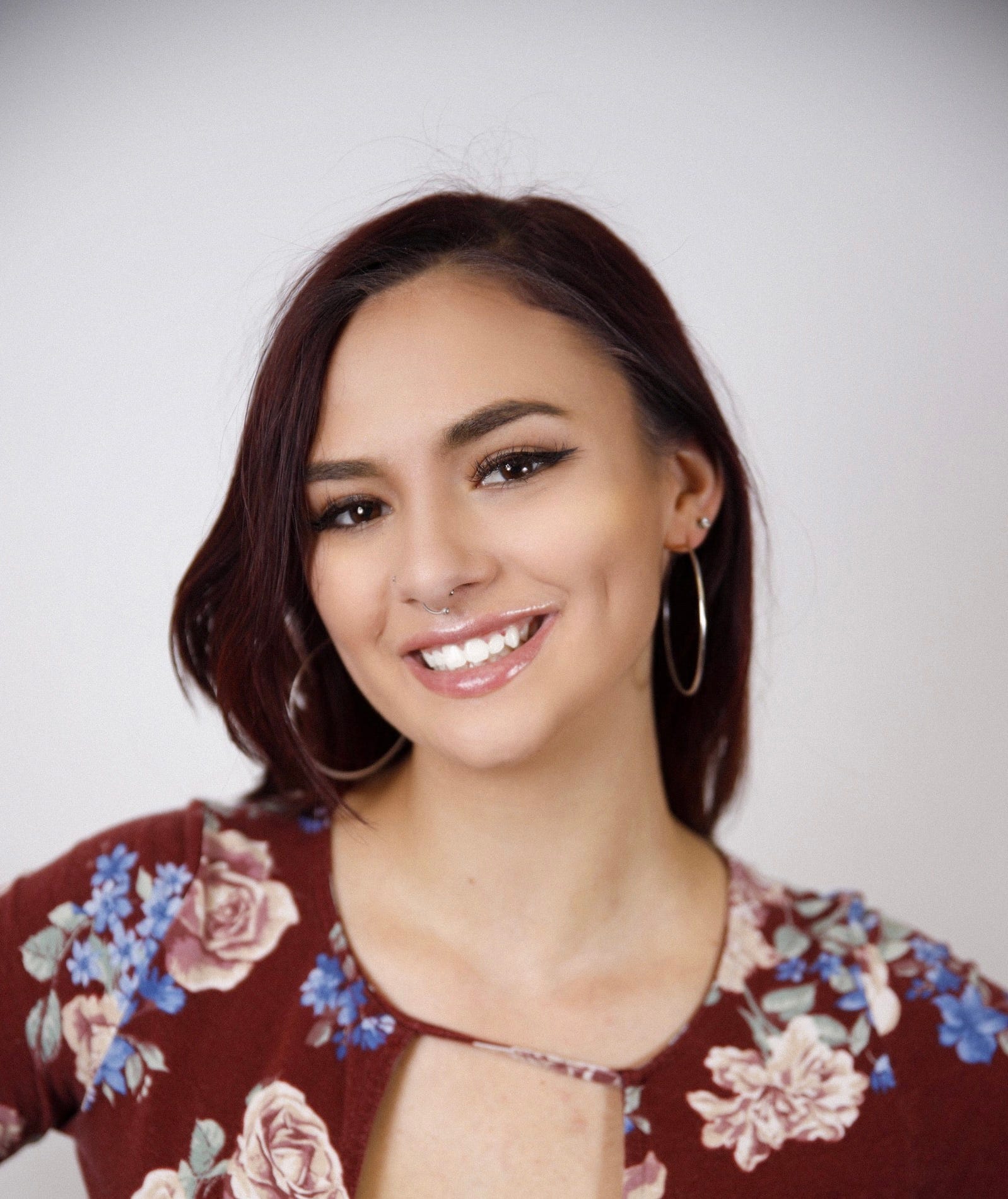 Halle Clark – Medium
