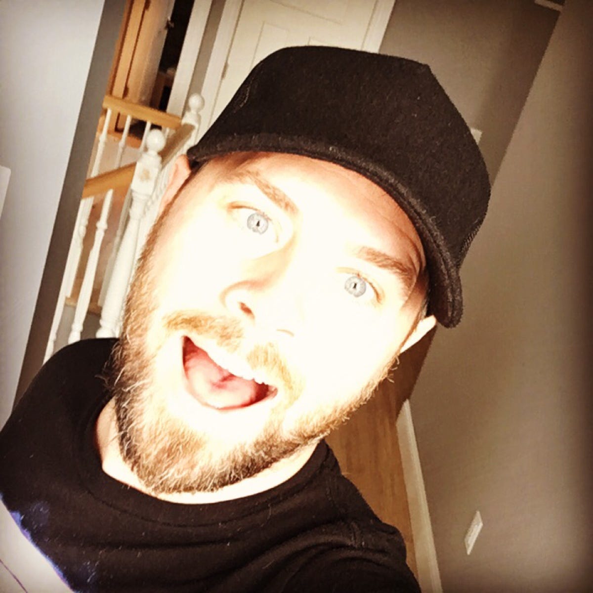 Kerry Cox – Medium