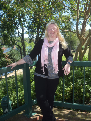 Orla Adams – Medium
