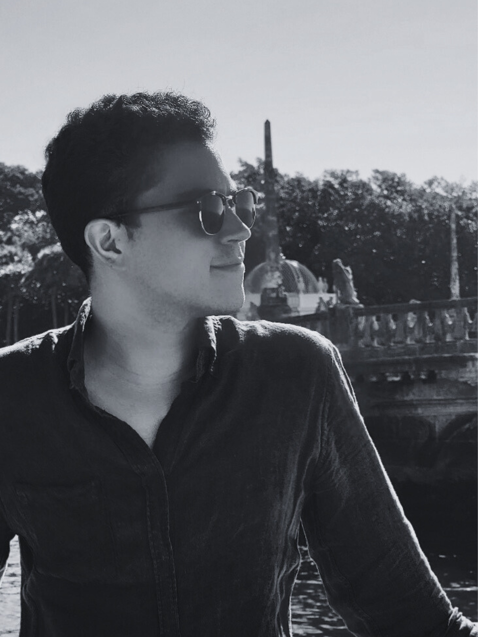 Alejandro – Medium