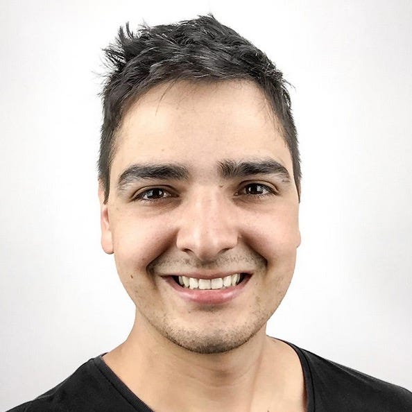 Daniel Palmieri – Medium