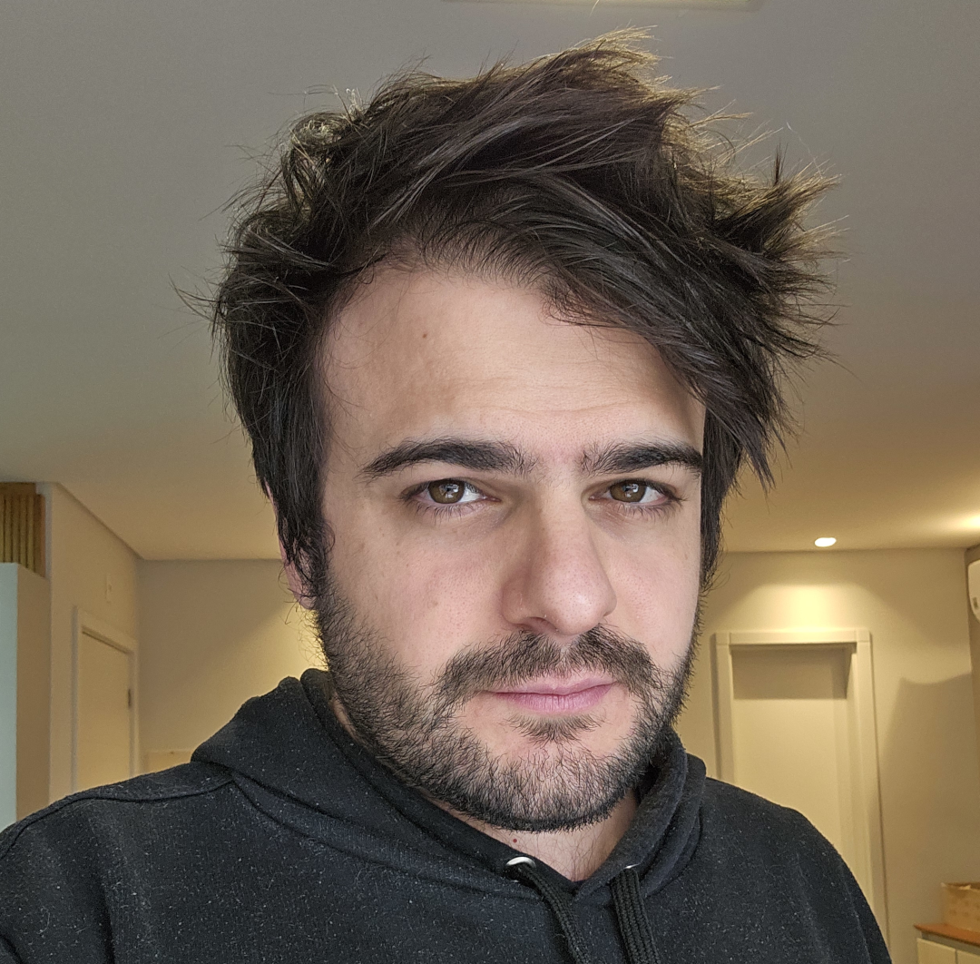 Roger Laureano – Medium