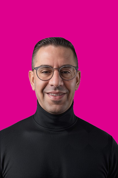 Yoav Tchelet – Medium