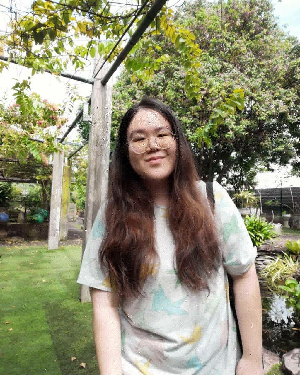 Lyn Teoh – Medium