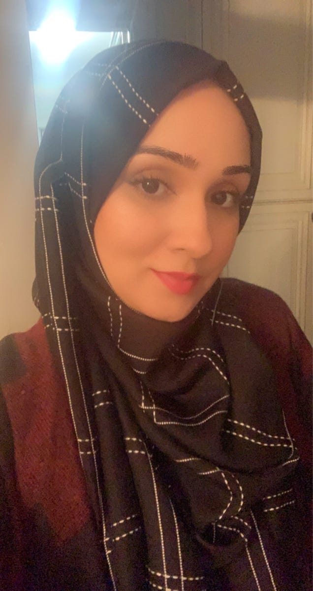 Anum Saad – Medium