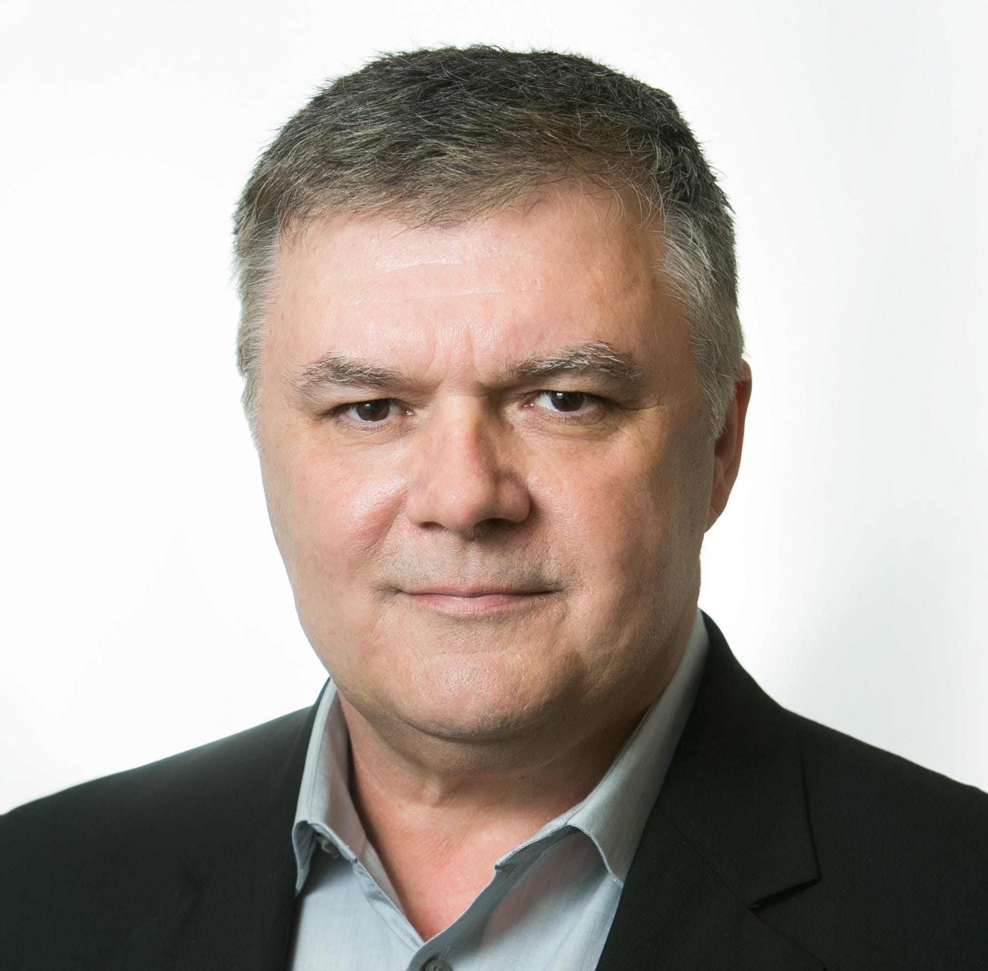 Jay Dunn – Medium