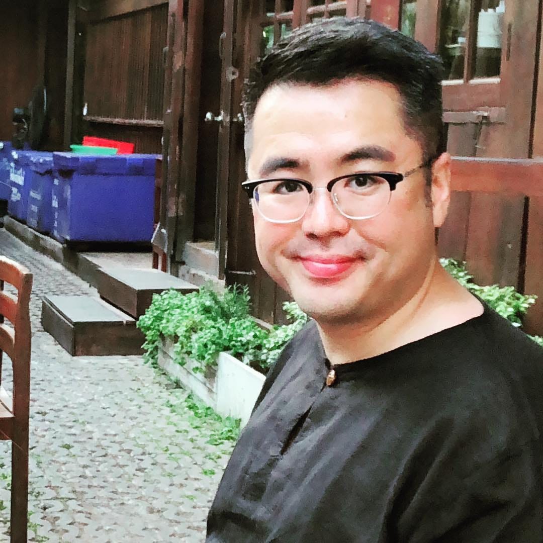 Louis Chen – Medium