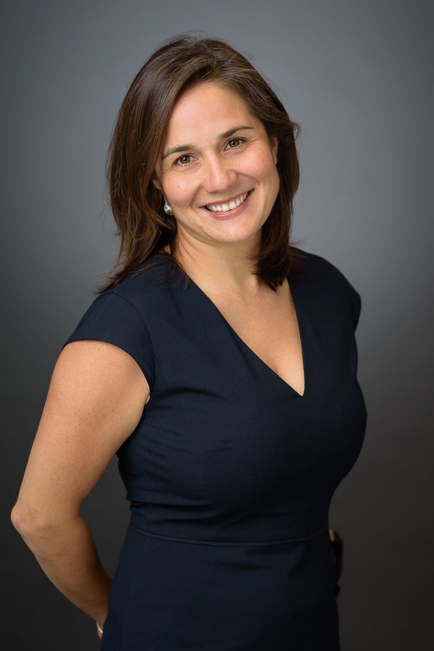 Melanie LoBue – Medium