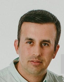 Rafael Hernandez – Medium