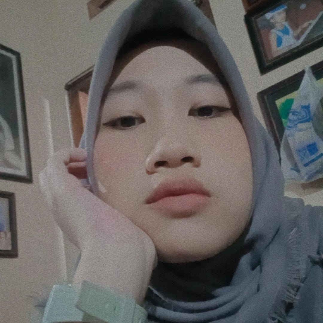 Angela Rezka – Medium