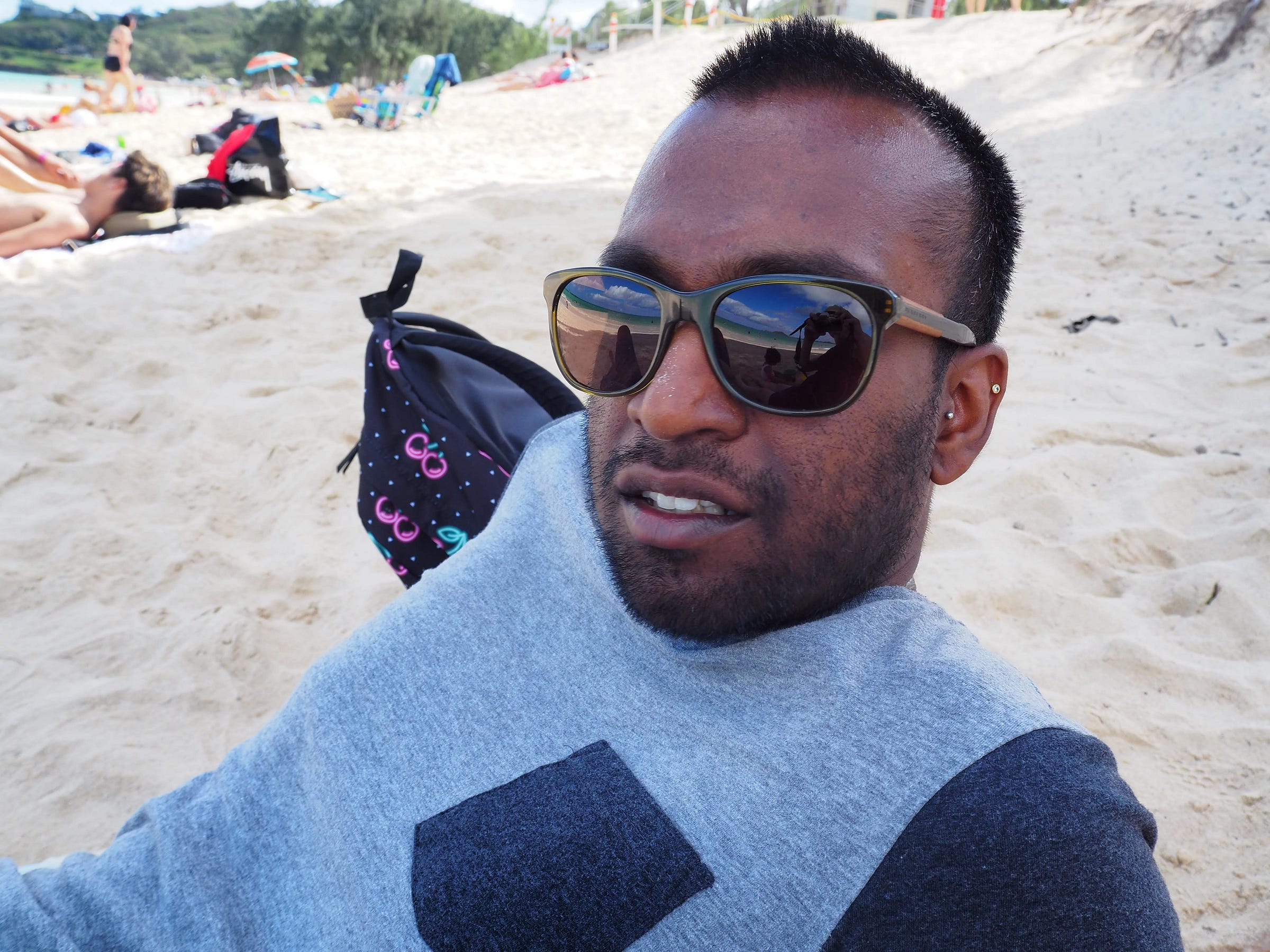 Shane Fernando – Medium