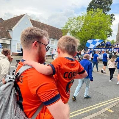 Sean Edwards – Medium