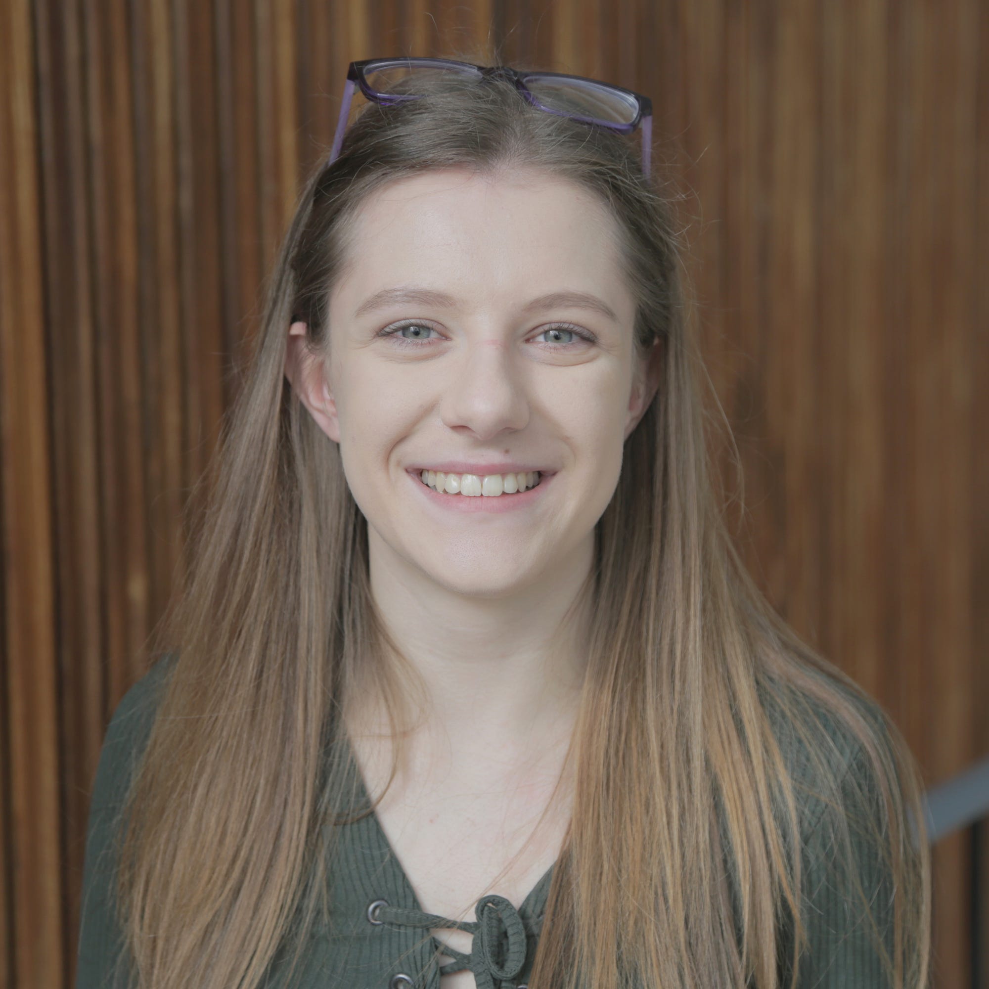 About – Chloe Thompson – Medium