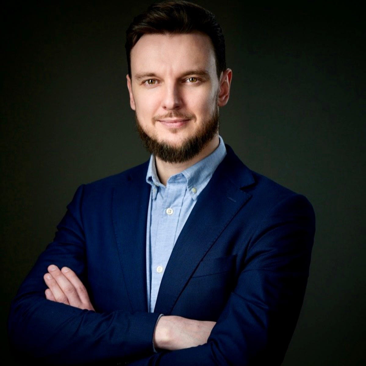 Alexander Zotov – Medium