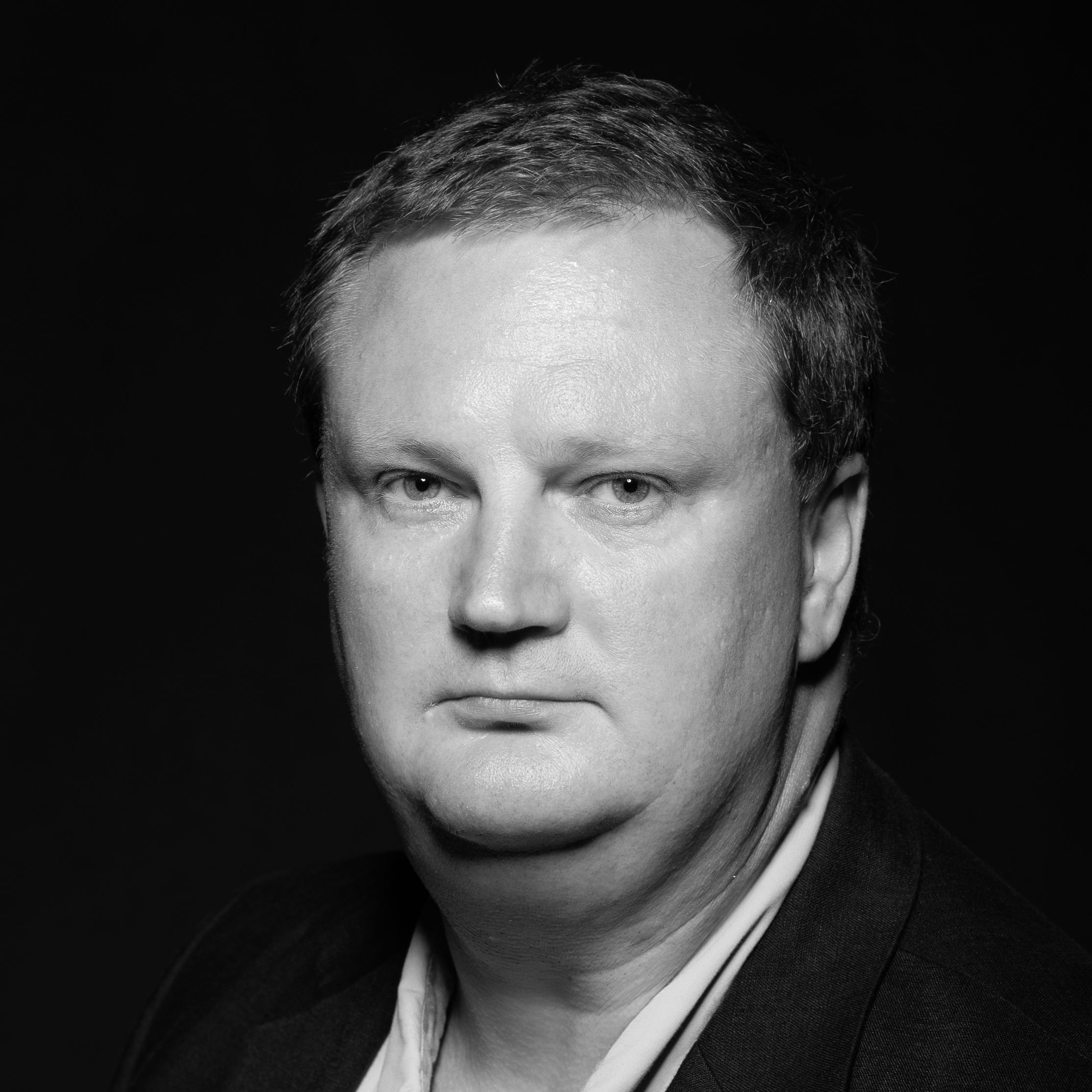 Gabor Gyarmati – Medium
