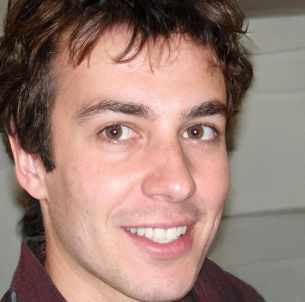 Kevin Lyon – Medium