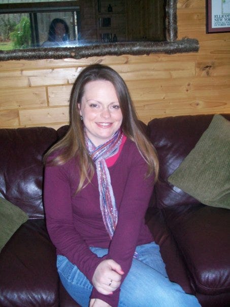 Amy Kline – Medium