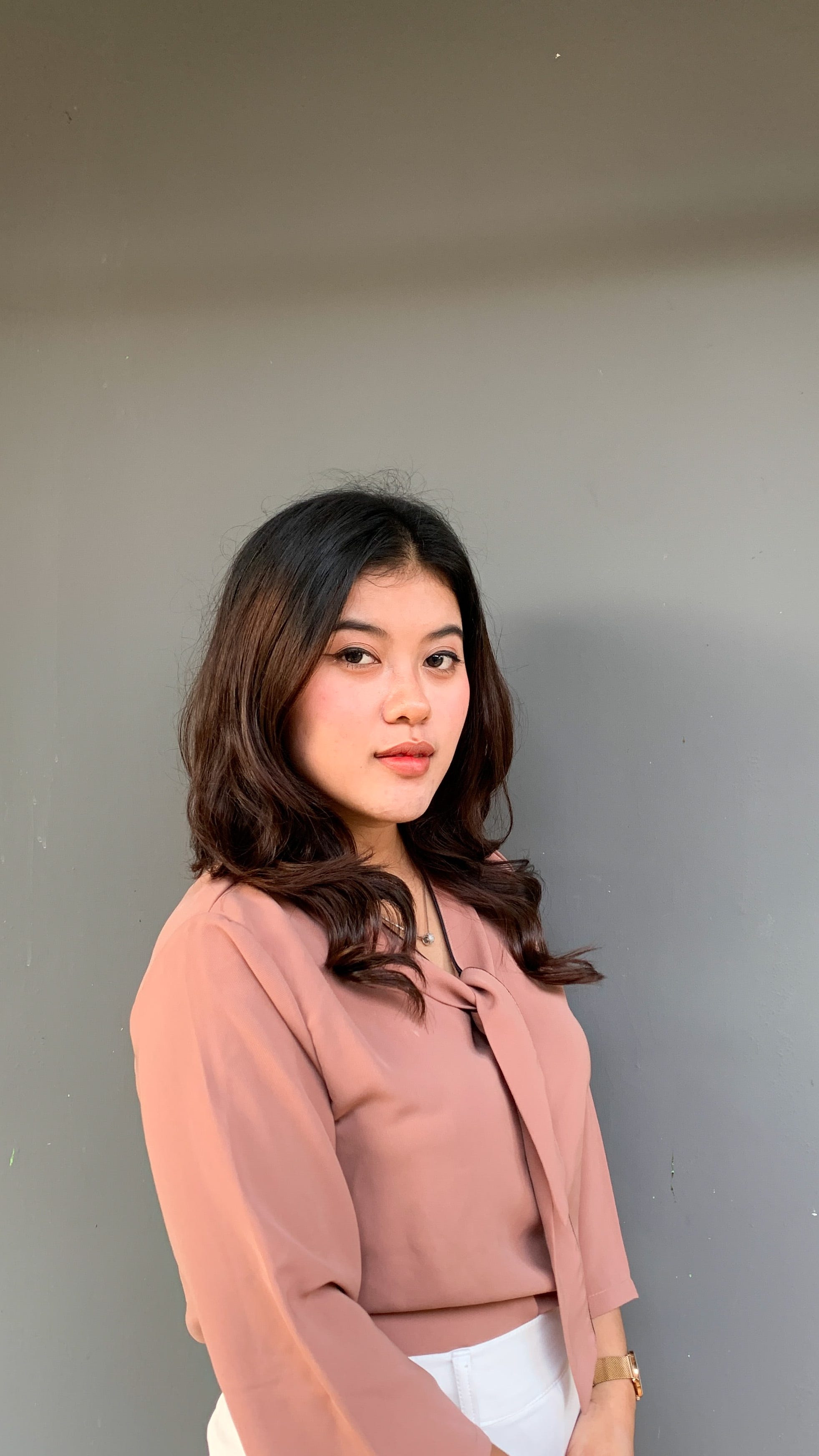 Selvi Pangestu Emi – Medium