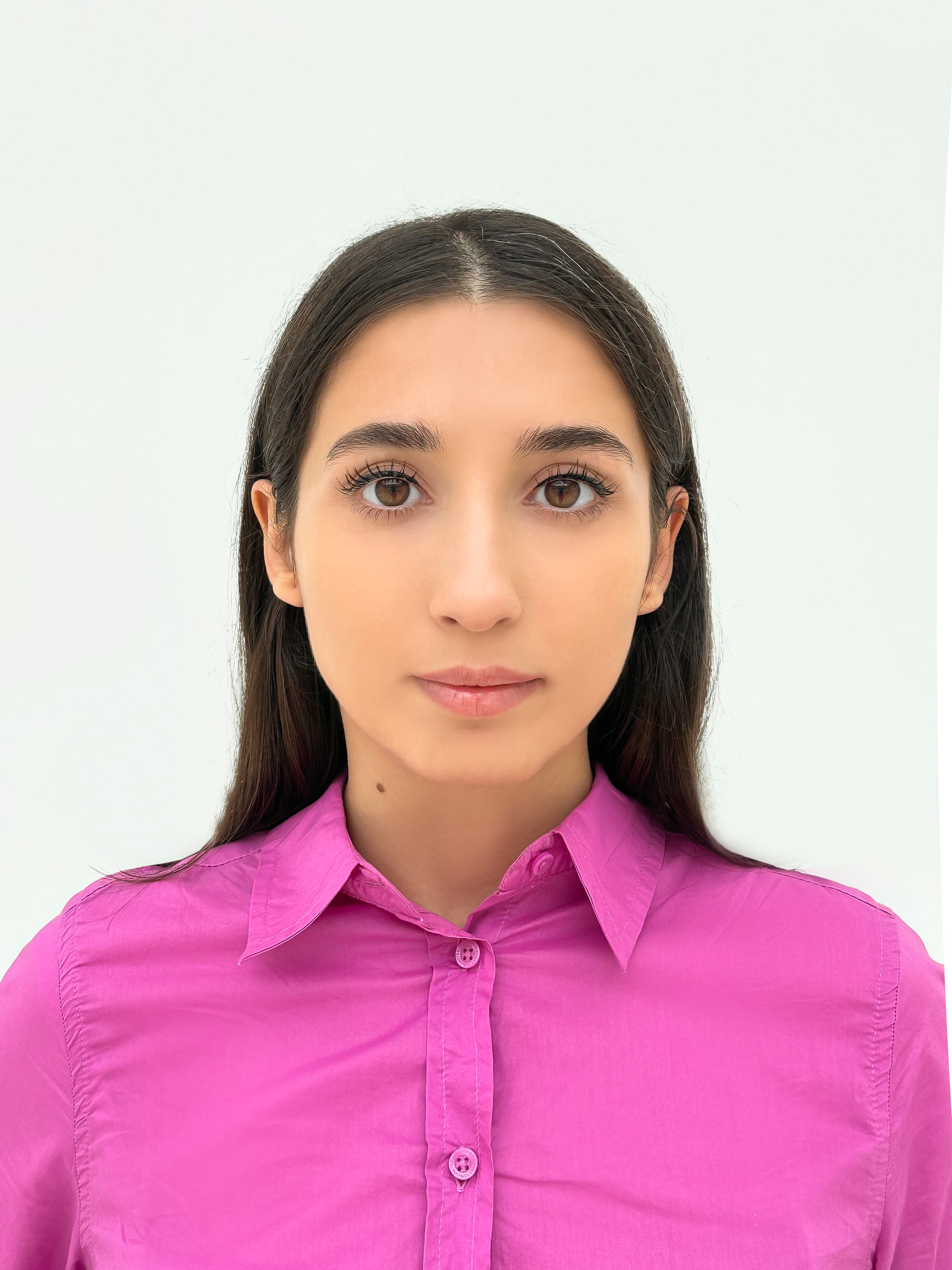 Parastou Heydari – Medium