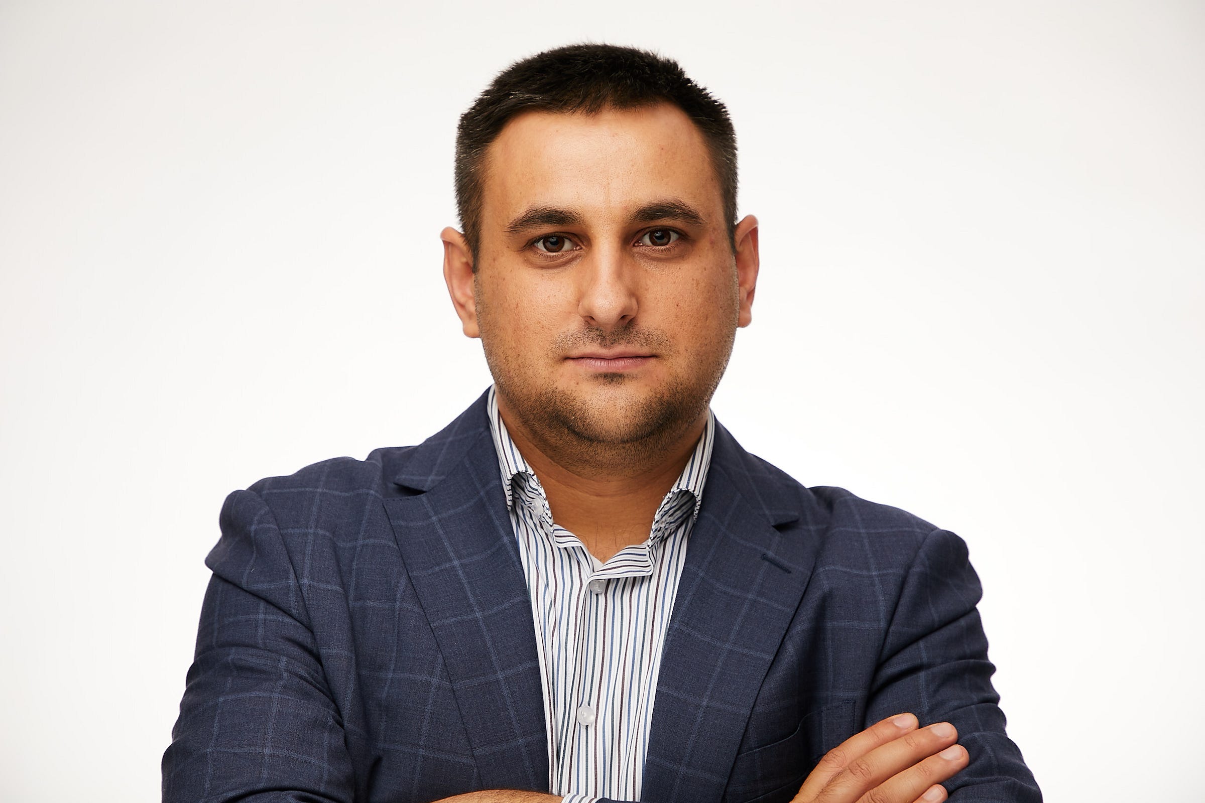 Vitalii Tsyhulov – Medium
