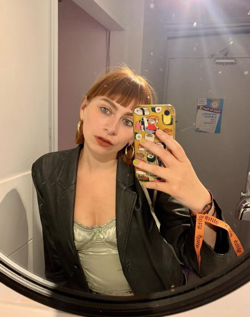 Chloe Smith – Medium