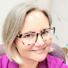 Jennifer Burke – Medium