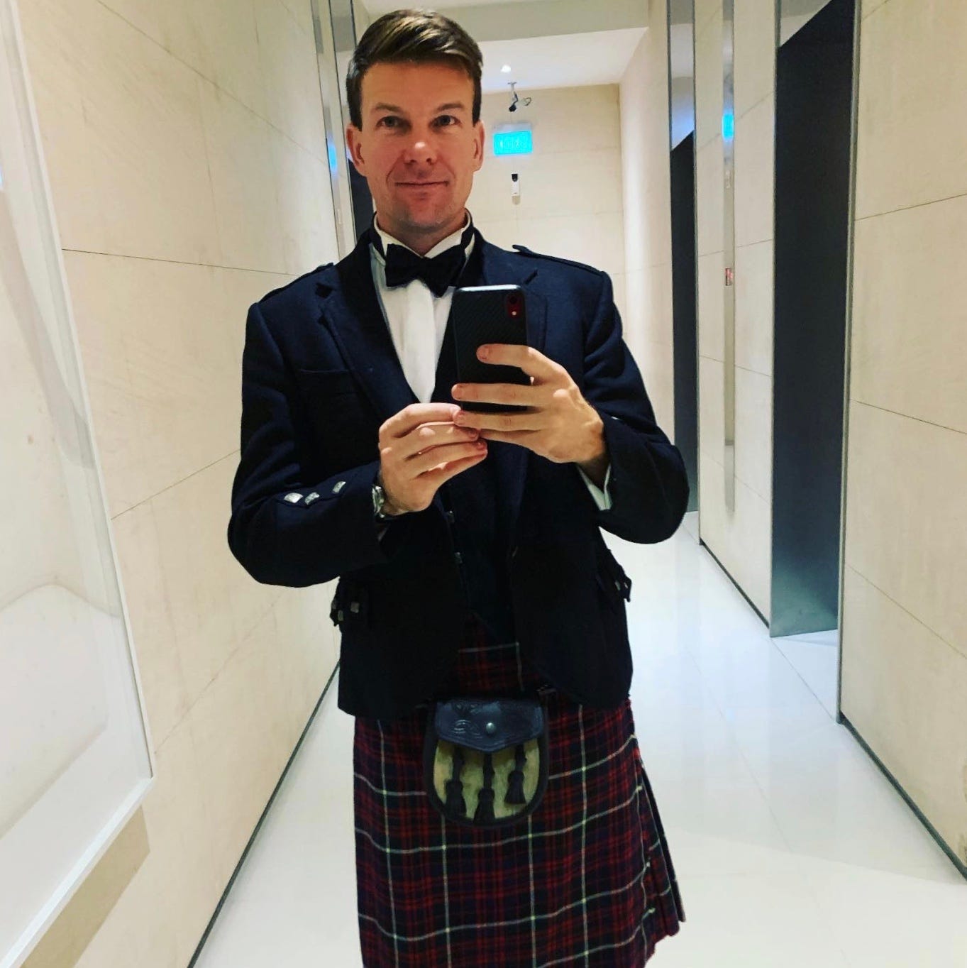 Michael MacDonald – Medium