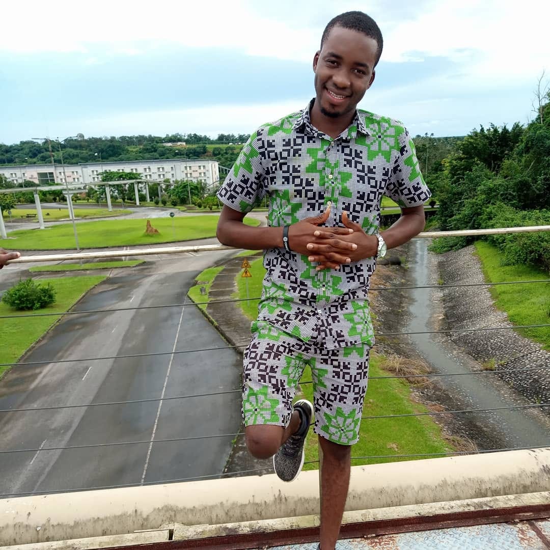 Toluwase Makanjuola – Medium