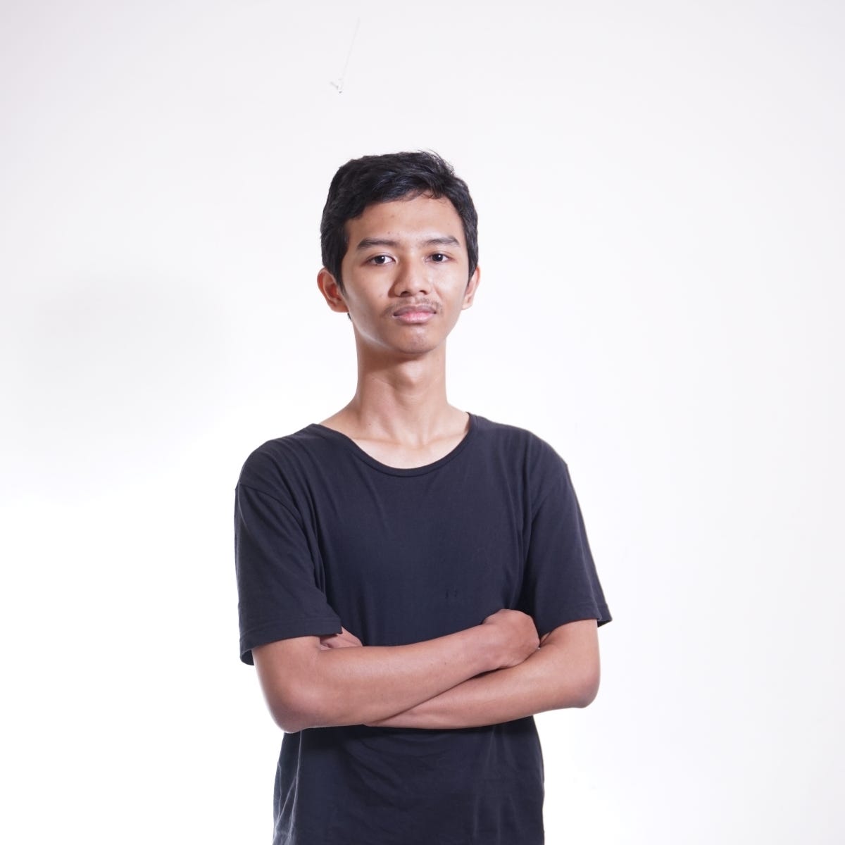 Arrizal Amin – Medium