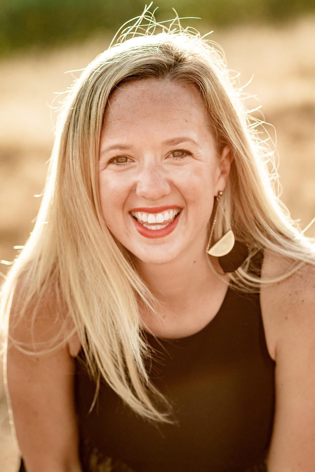 Anna Jordan – Medium