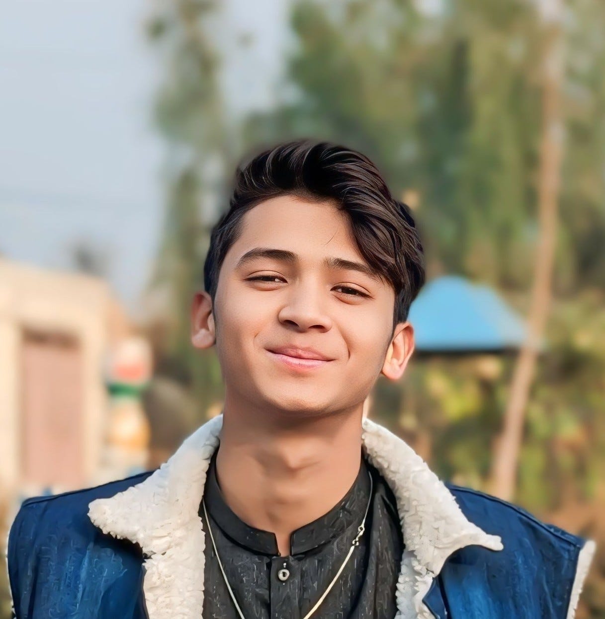 Malik Sahal – Medium