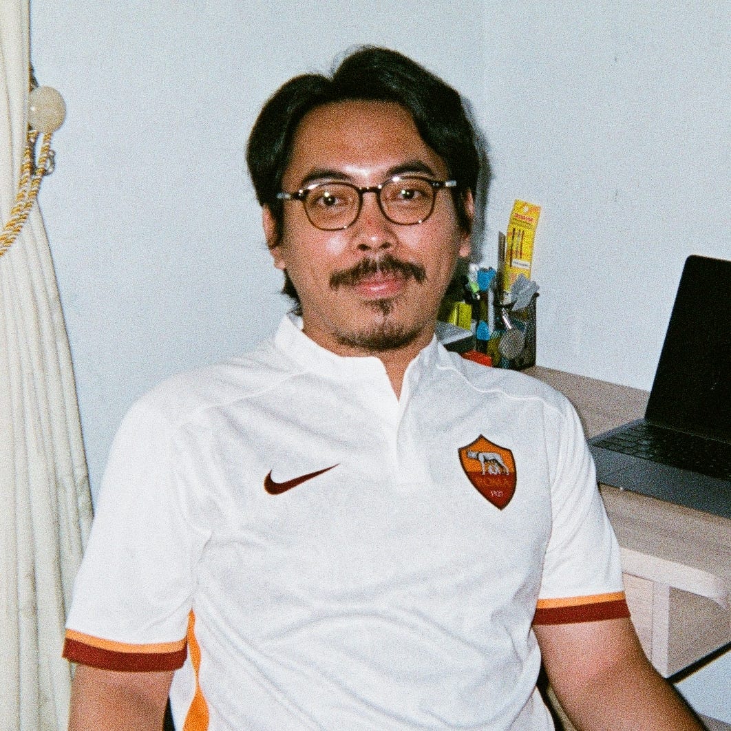 Daud Sihombing – Medium