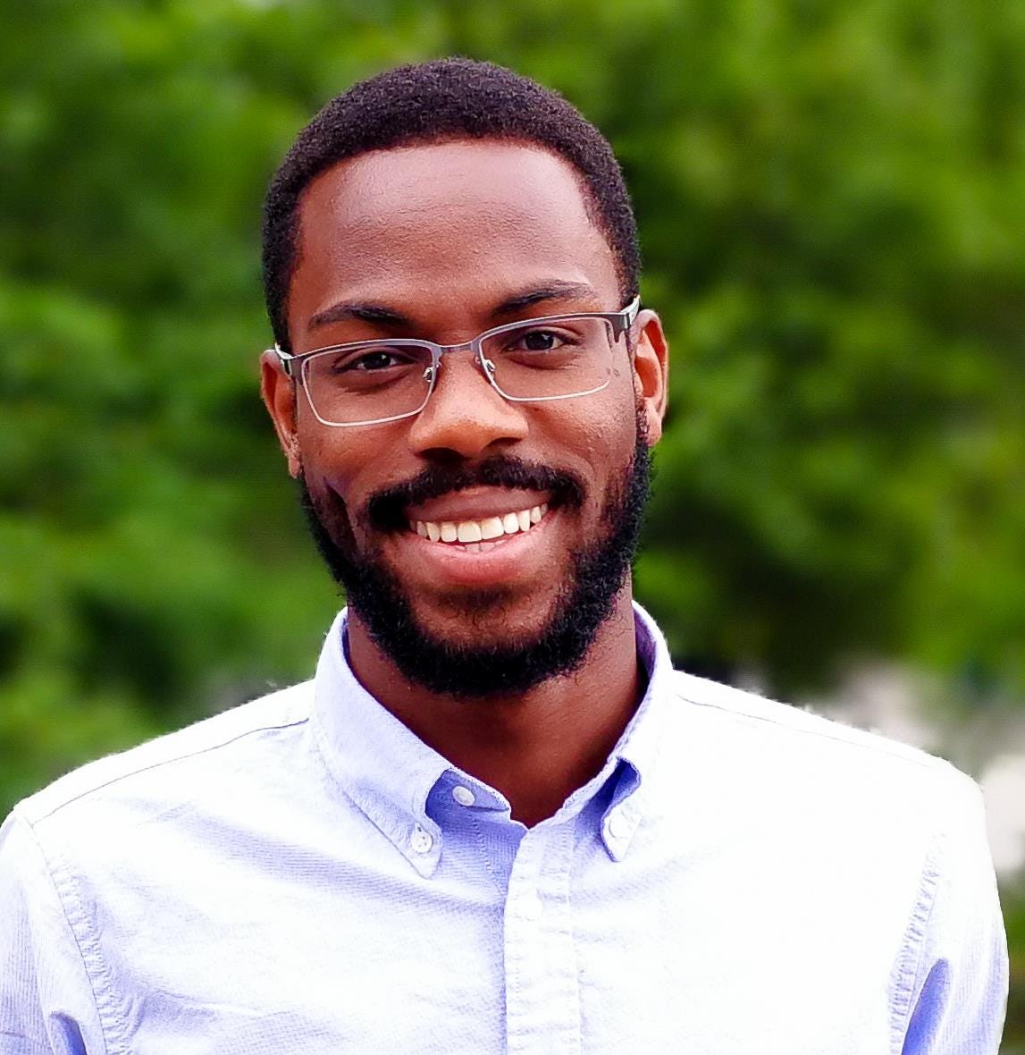Yaovi Ayeh – Medium