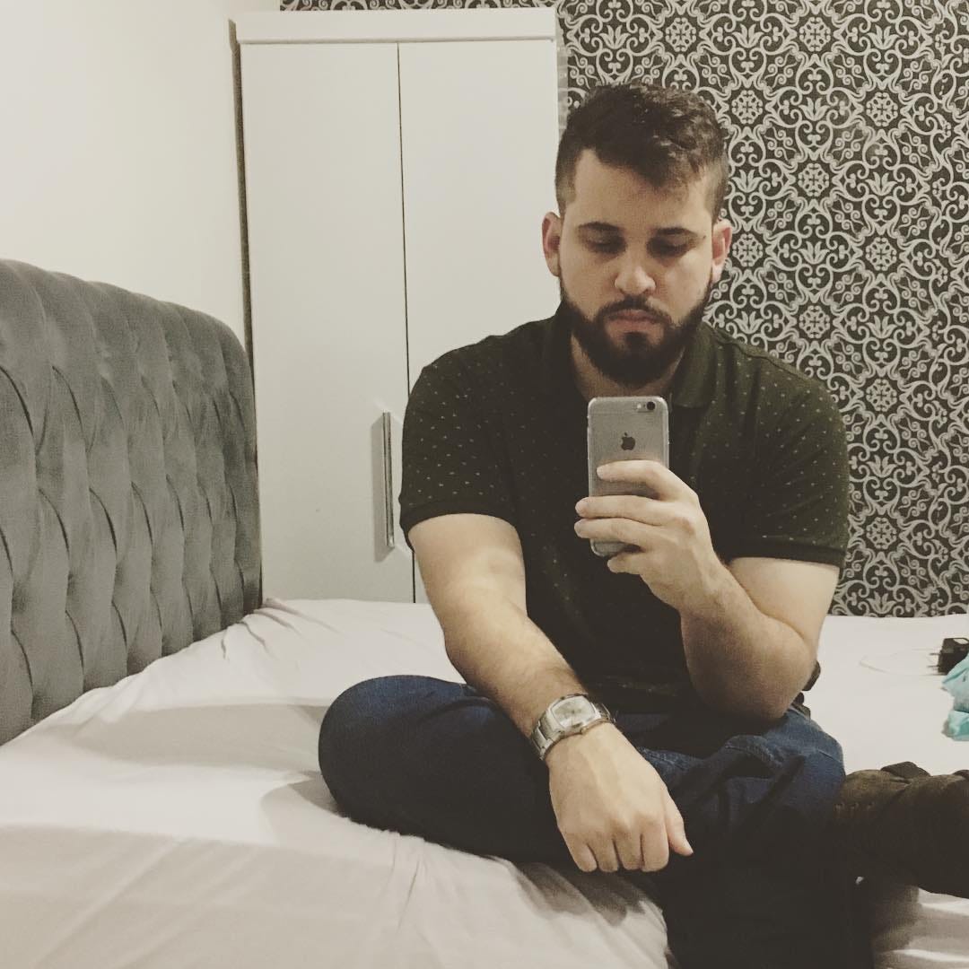 Renato Borges – Medium