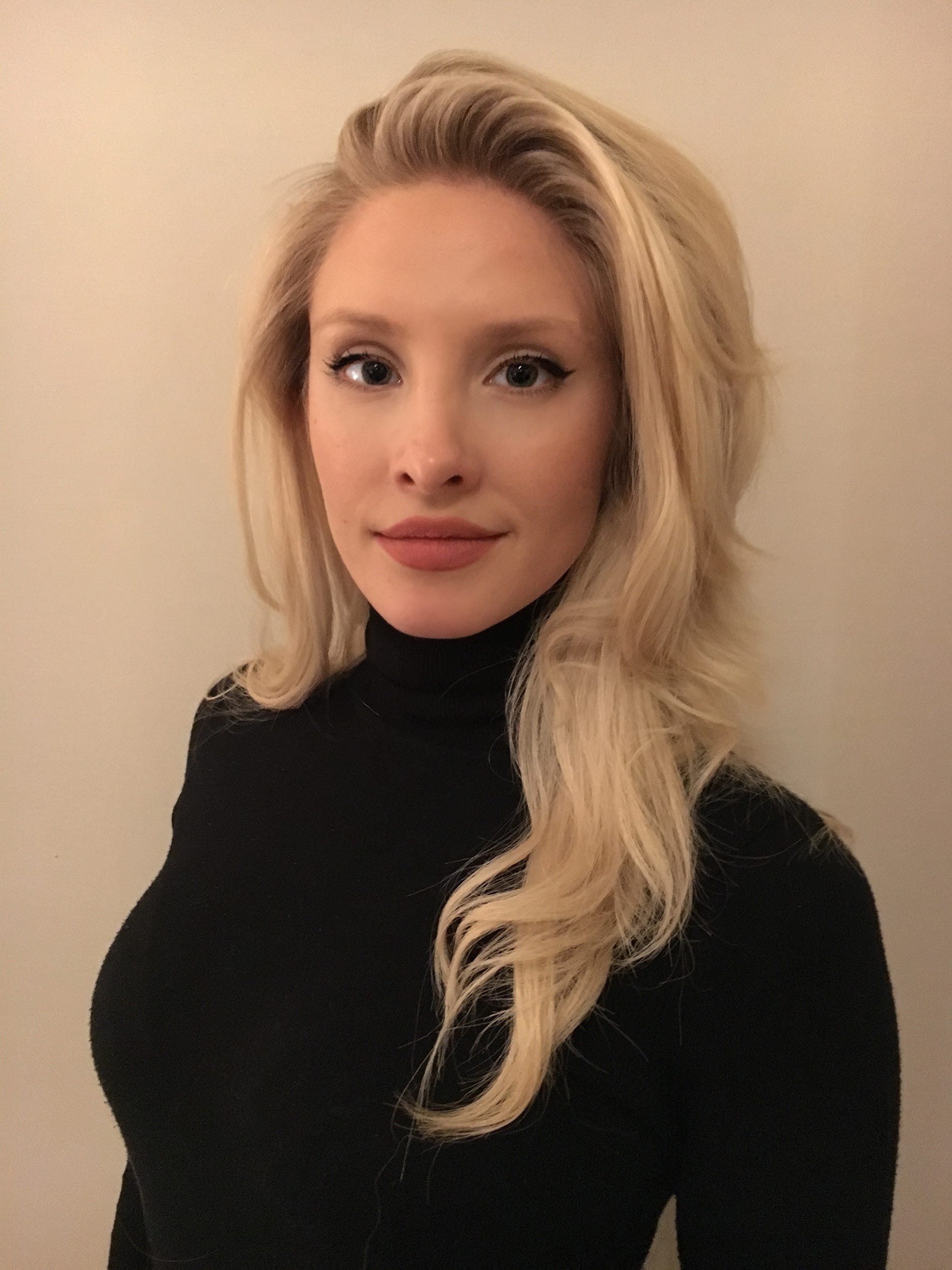 Hannah Clarke – Medium