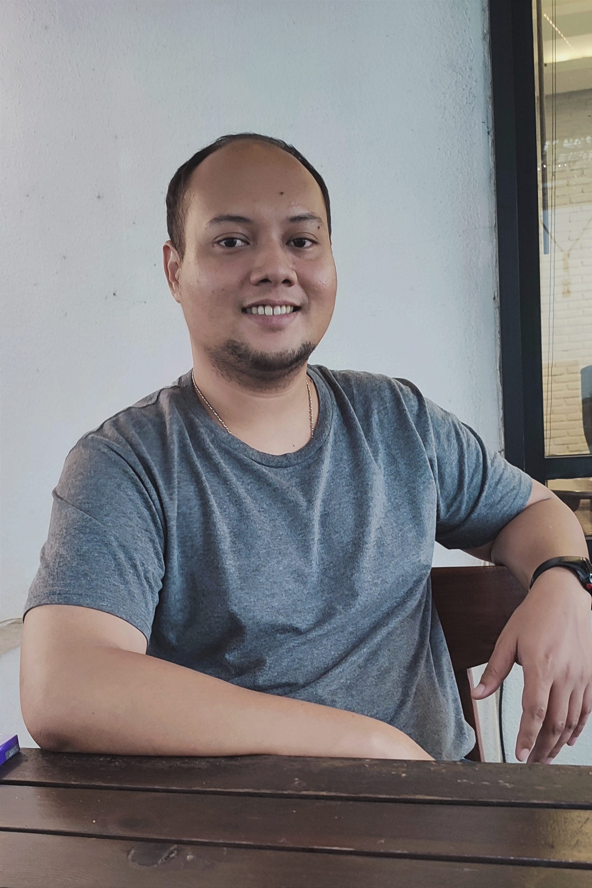 Dimas Bagus – Medium