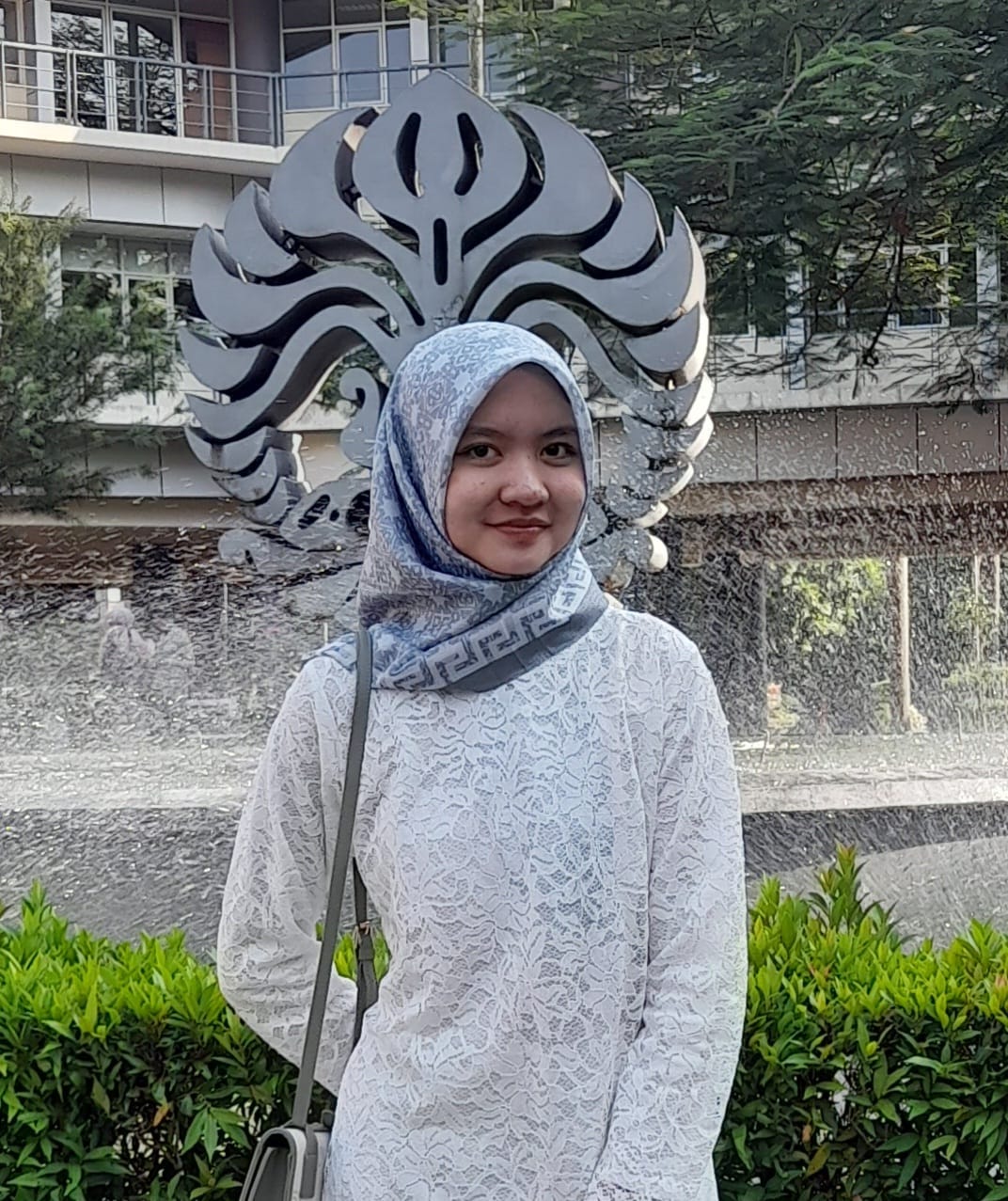 Aishadinda Maisura – Medium