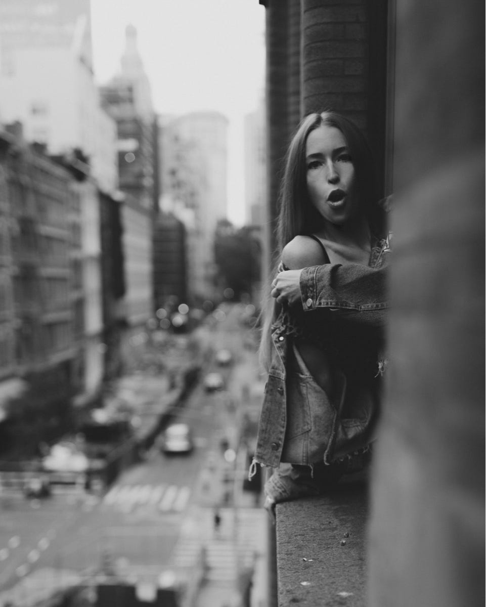 Erin Falter – Medium