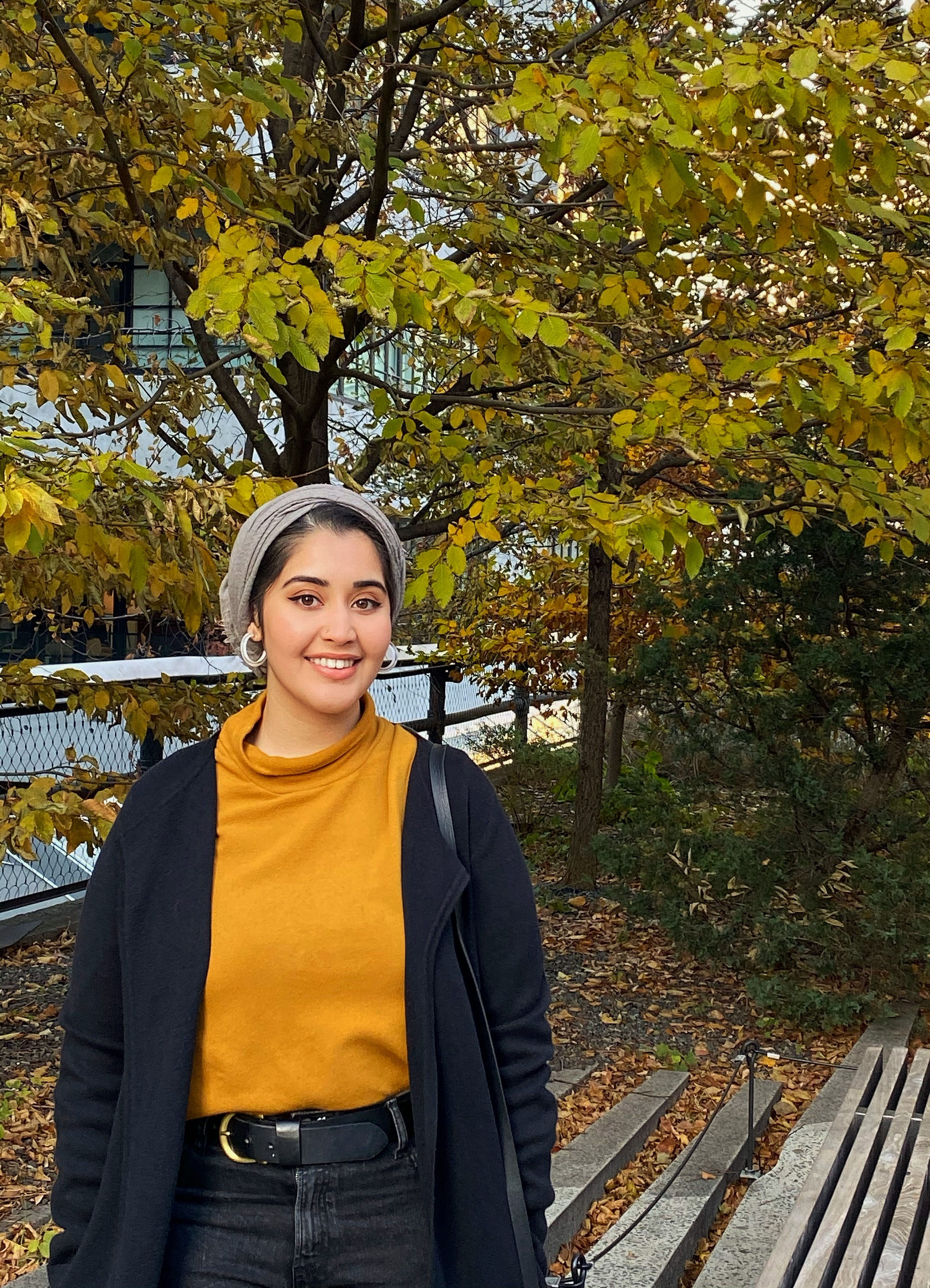 Marium Khan – Medium