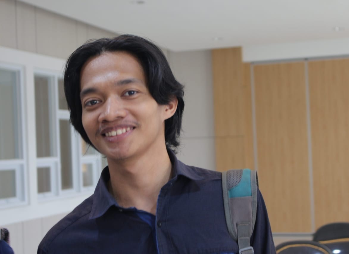 Mustofa Aji – Medium